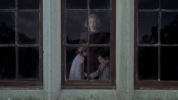 THE OTHERS (2001) Reviews and overview