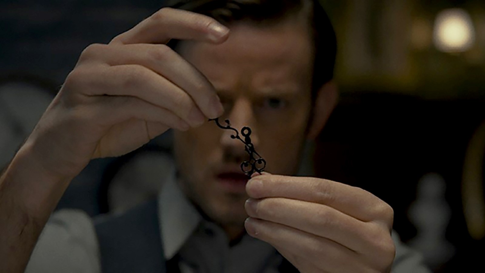 ESCAPE ROOM (2017) Reviews and overview - MOVIES & MANIA