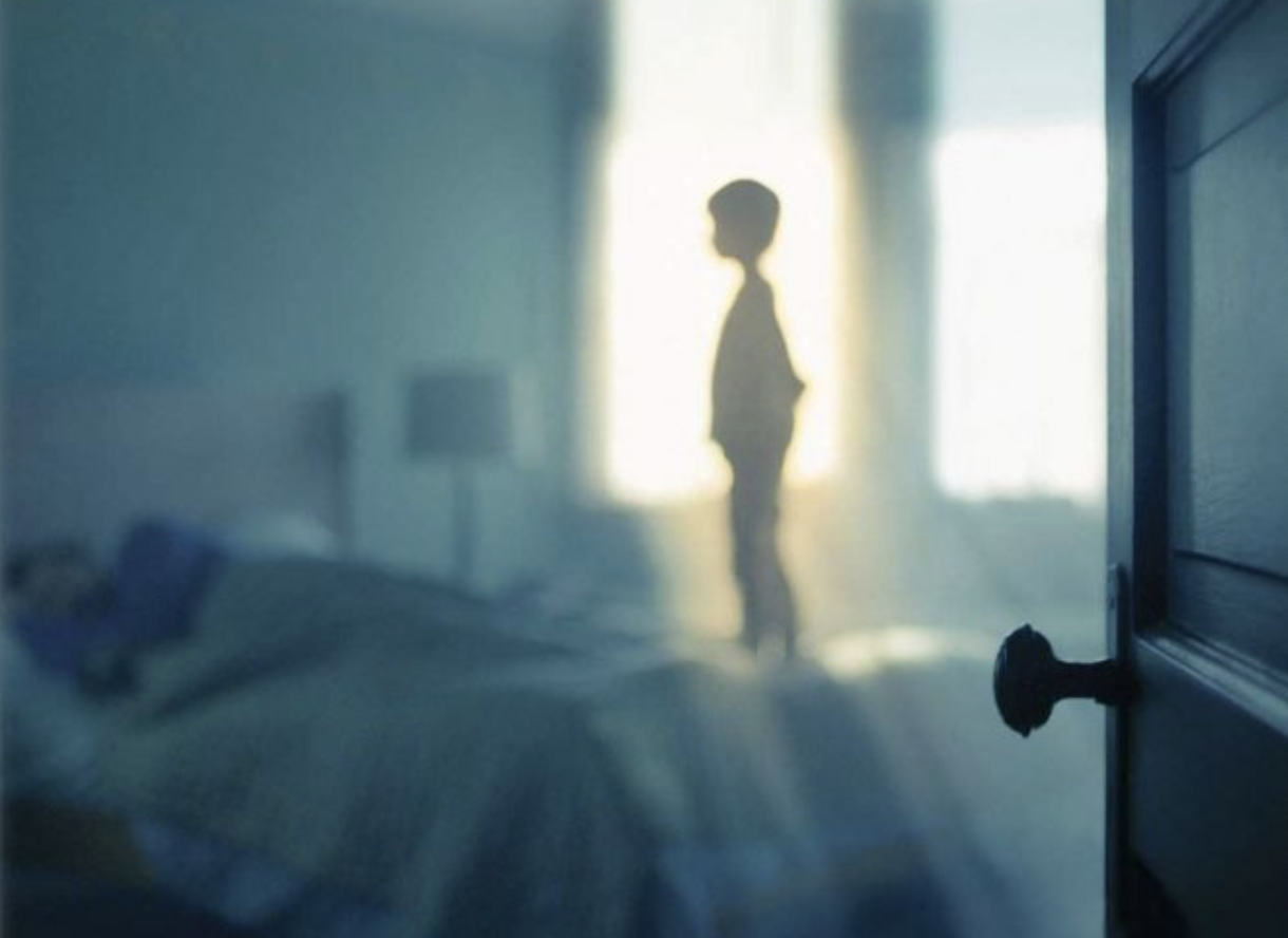 THE KEEPING HOURS (2016) Reviews and overview - MOVIES & MANIA