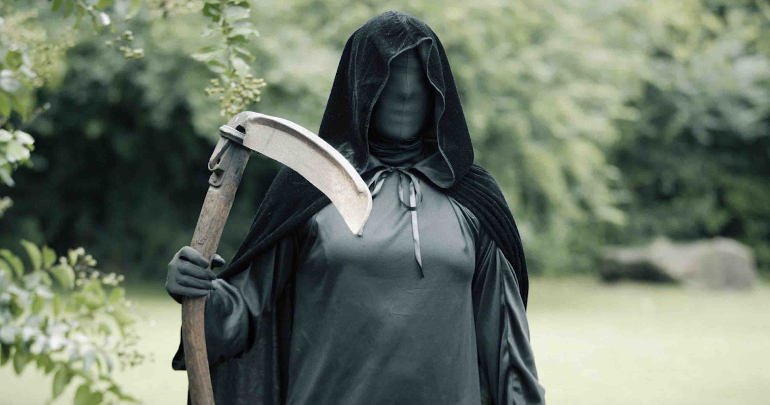 SPIRIT'S REVENGE Reviews of supernatural horror - MOVIES & MANIA