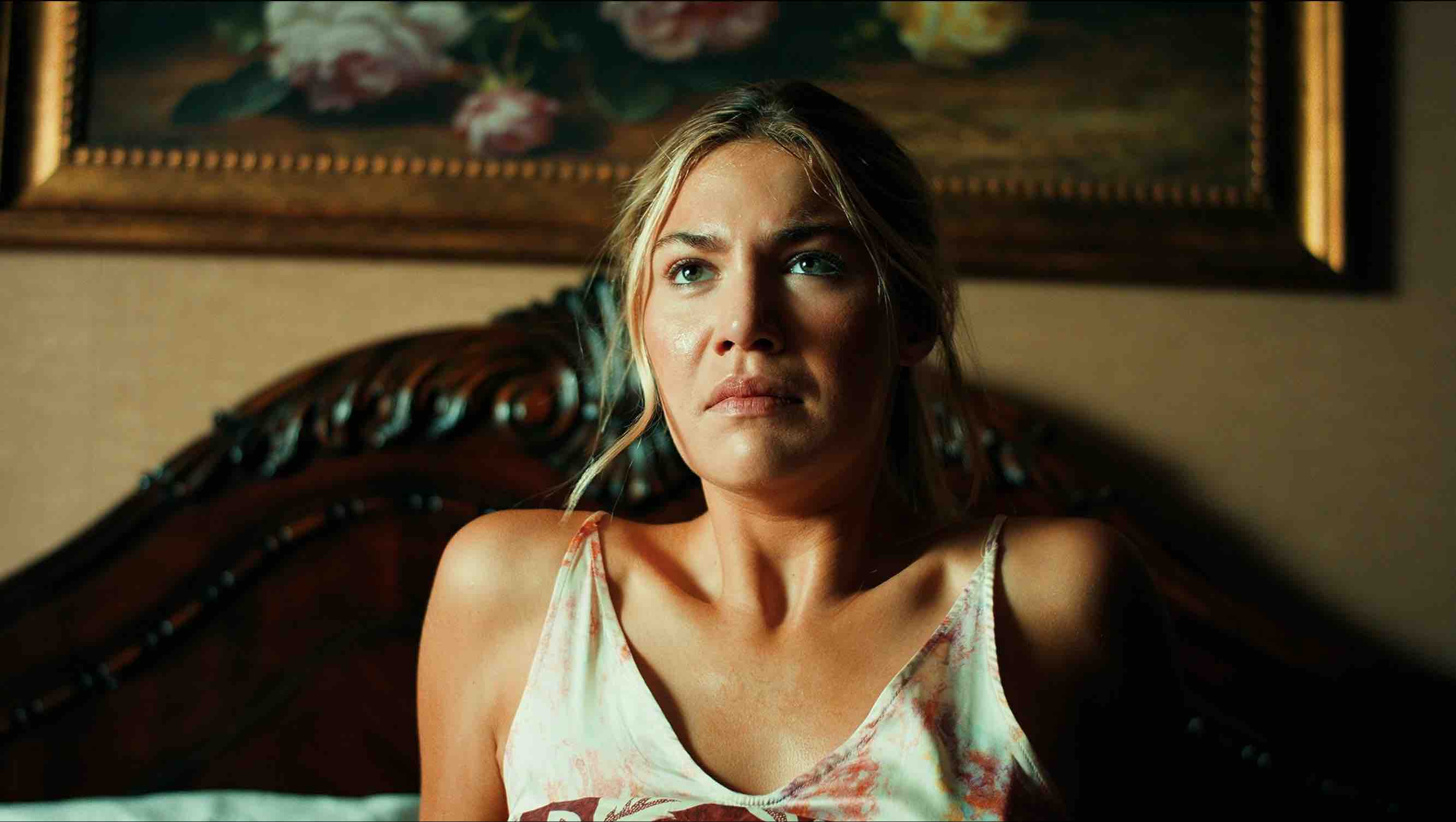 WOMAN IN THE MAZE Reviews of mystery horror with 4K trailer - MOVIES ...