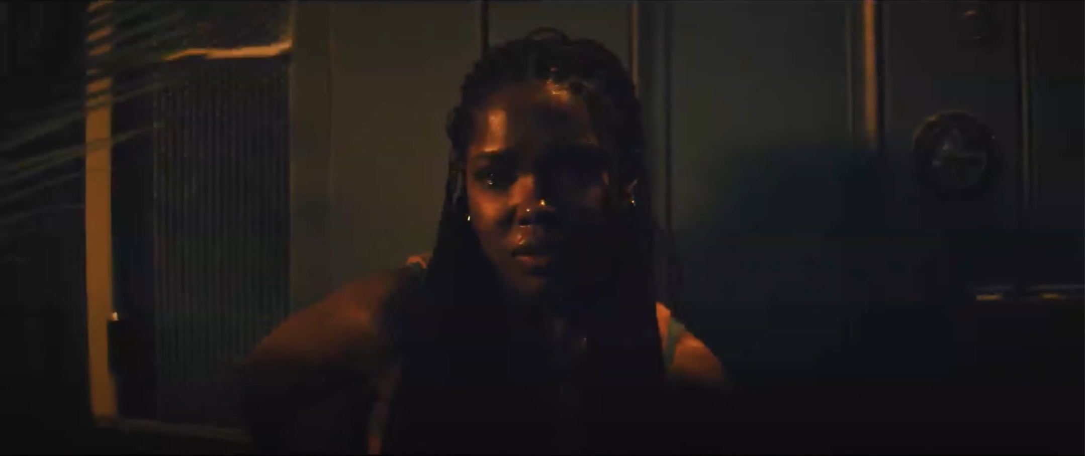 ORACLE Reviews of supernatural horror - MOVIES & MANIA: Happy Halloween!