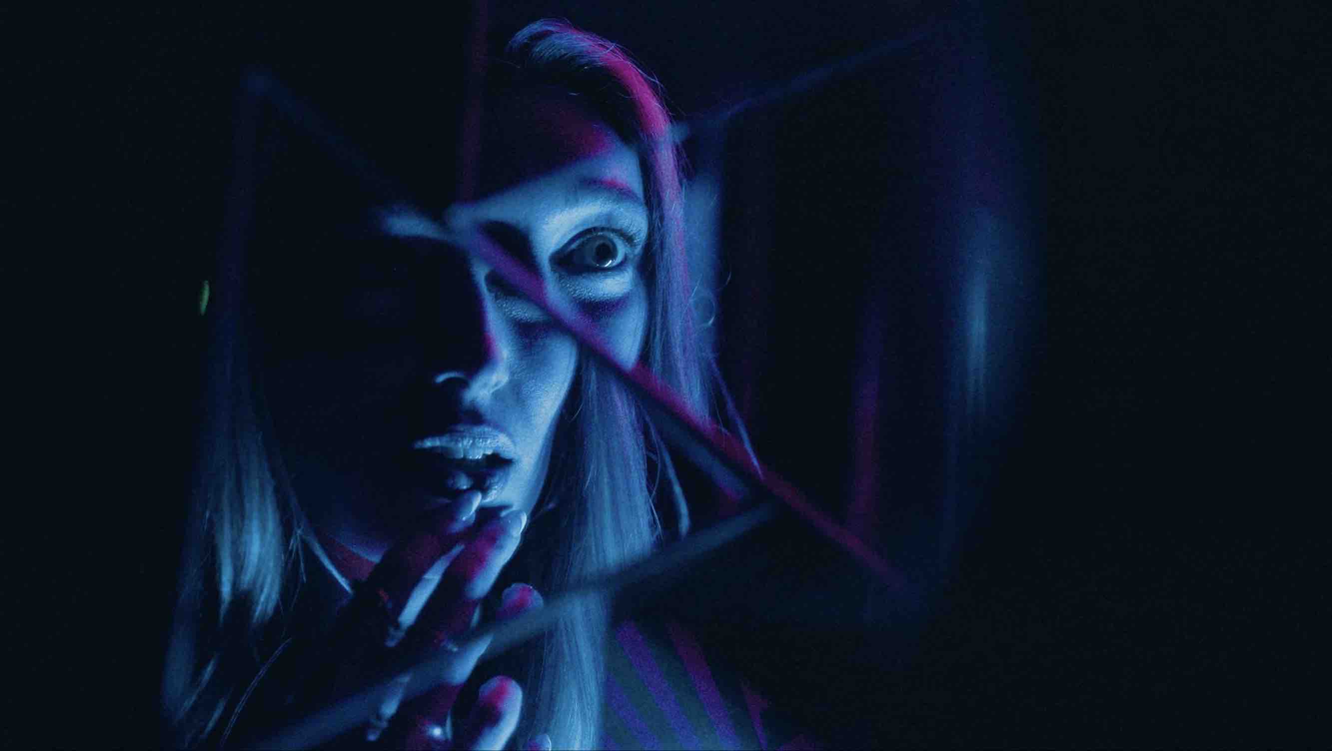 IT'S WHAT'S INSIDE Mystery comedy horror - reviews, trailer - now on ...