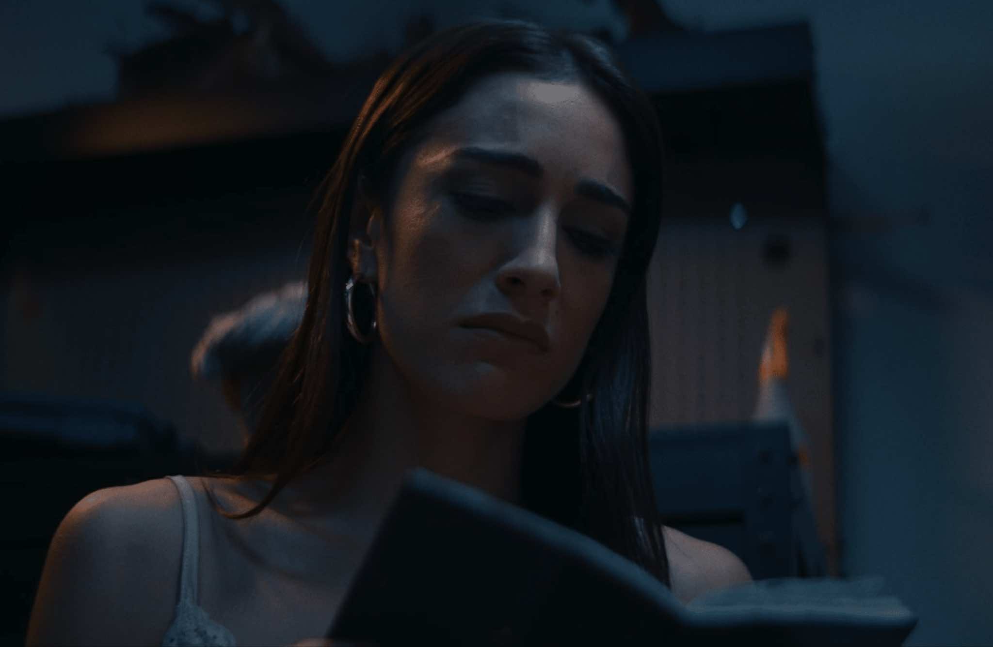 THE SEDUCTRESS FROM HELL Satanic horror - reviews - MOVIES & MANIA